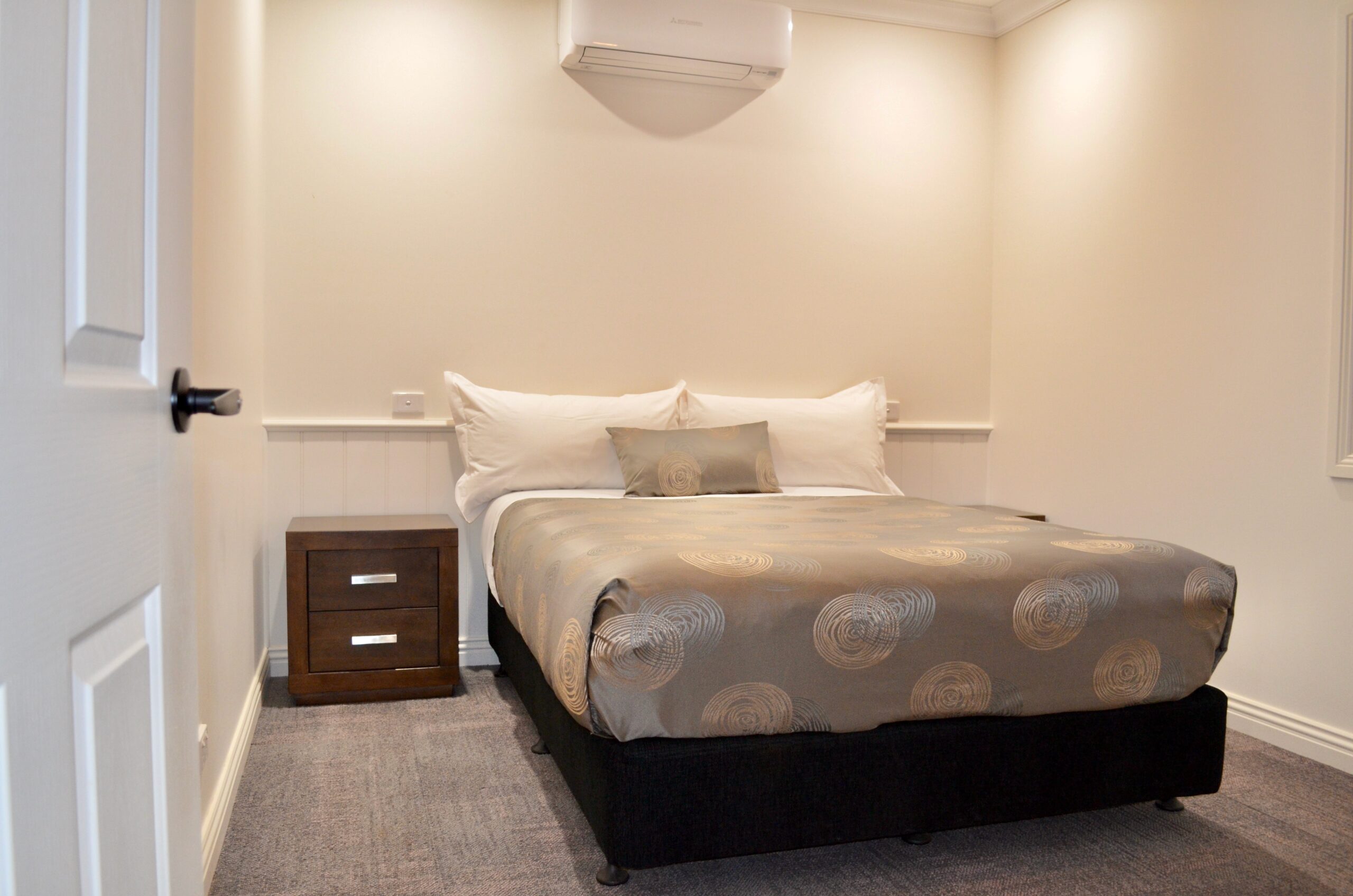 Tibooburra Hotel - TIBOOBURRA HOTEL